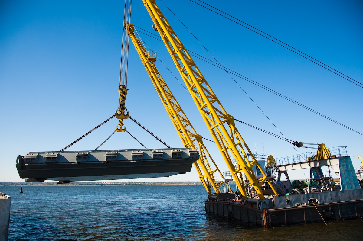 What Is Tandem Lifting And When Is It the Right Solution? - Metreel